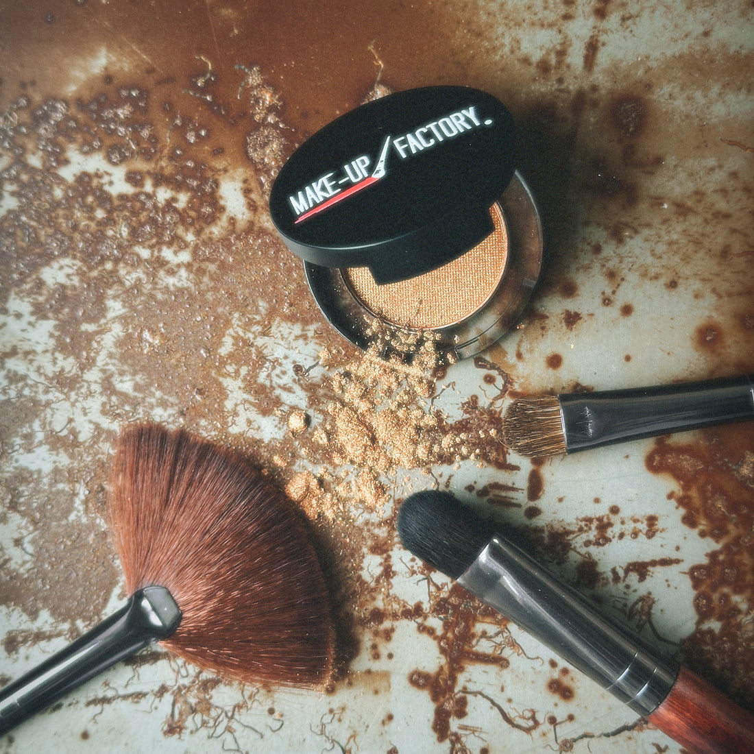 MAKE-UP FACTORY